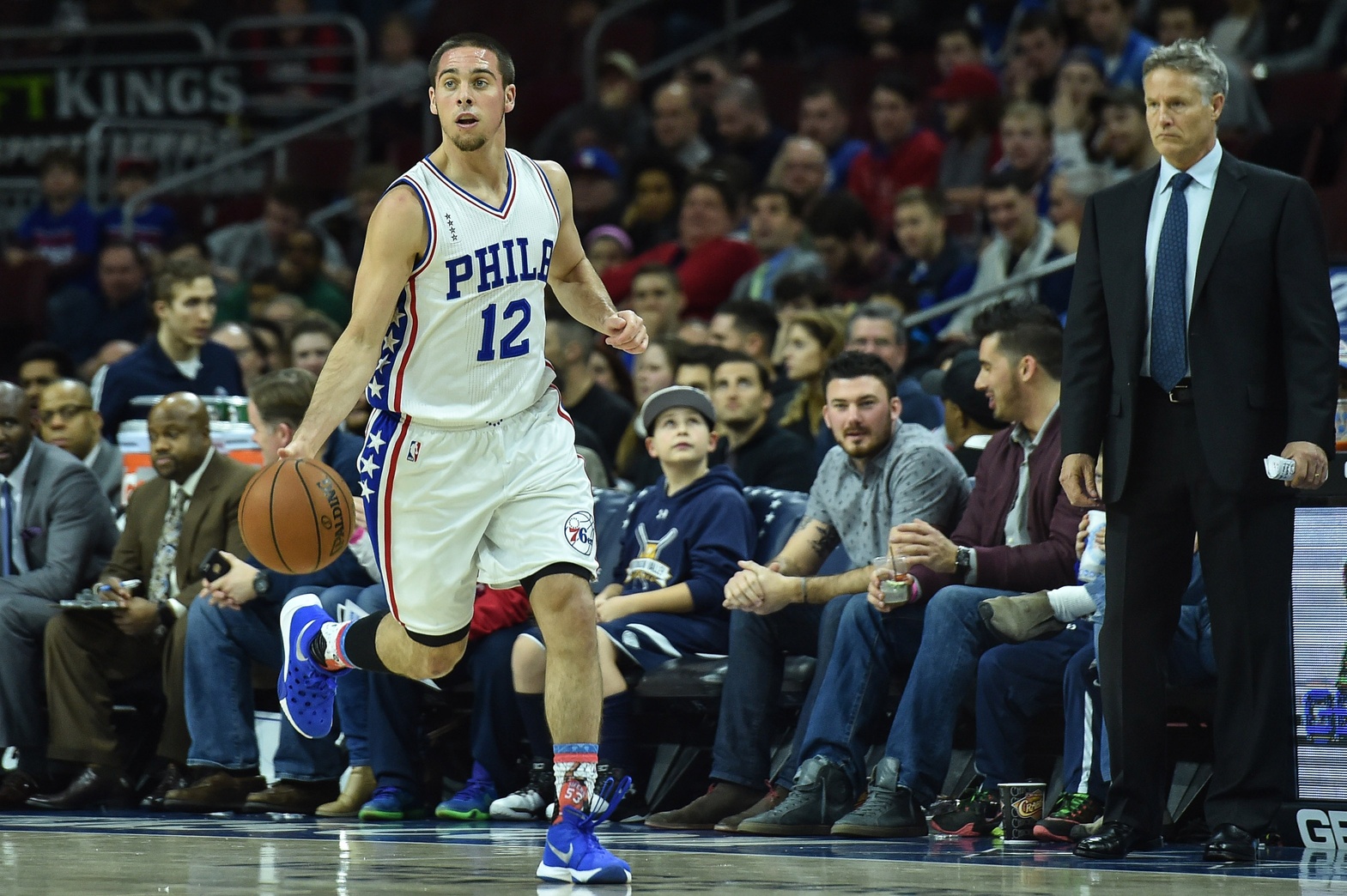 Sixers Guard T.J. McConnell Had to Pay a Cover at Xfinity Live Because ...