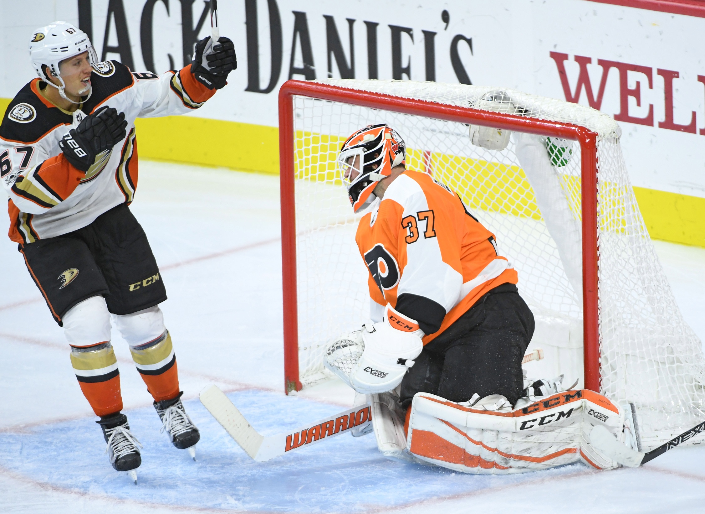 Juggle Trouble: Seven Takeaways from Ducks 6, Flyers 2 - Crossing Broad