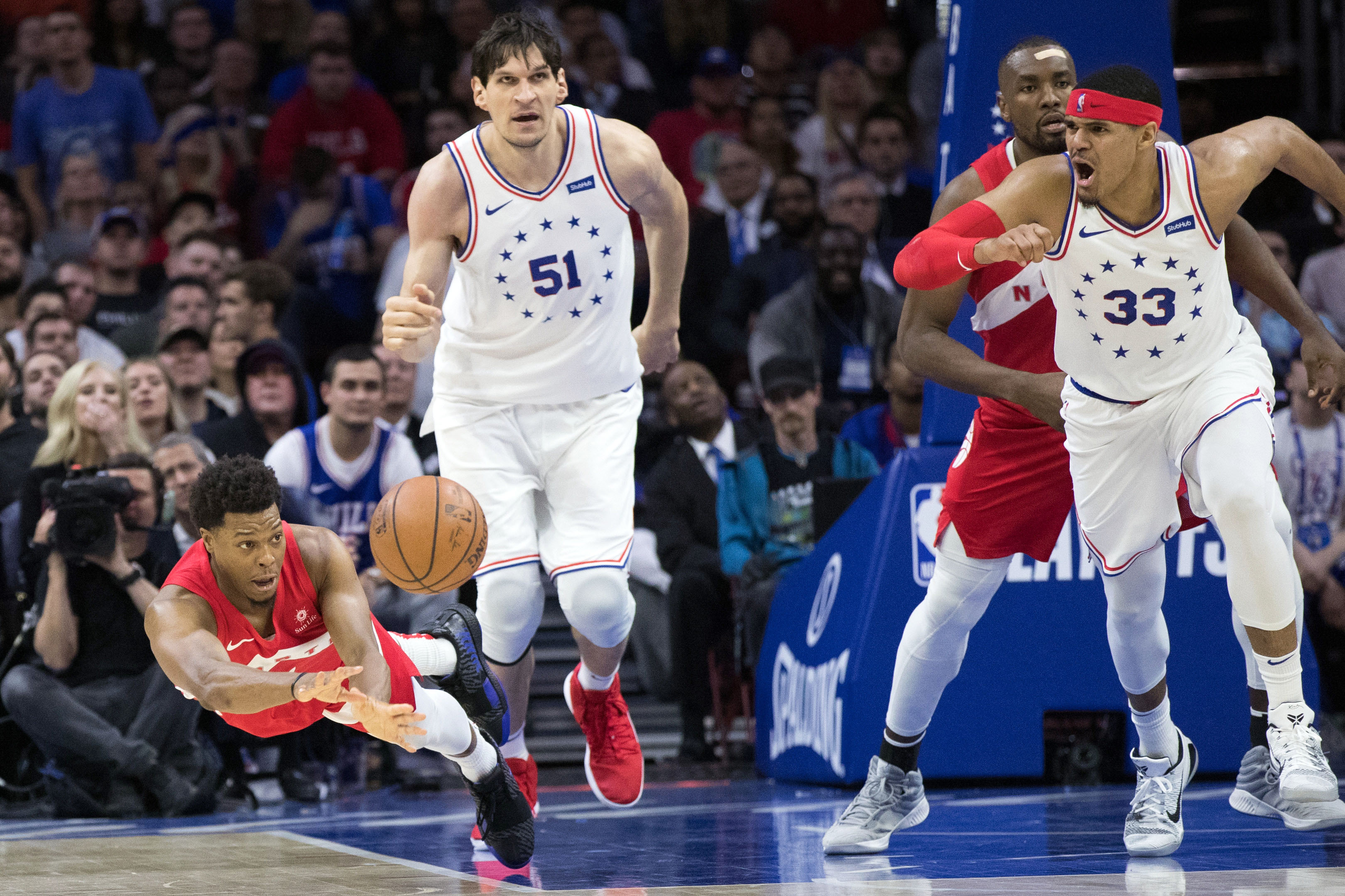 The Bobi and Tobi Show Comes to an End - Crossing Broad