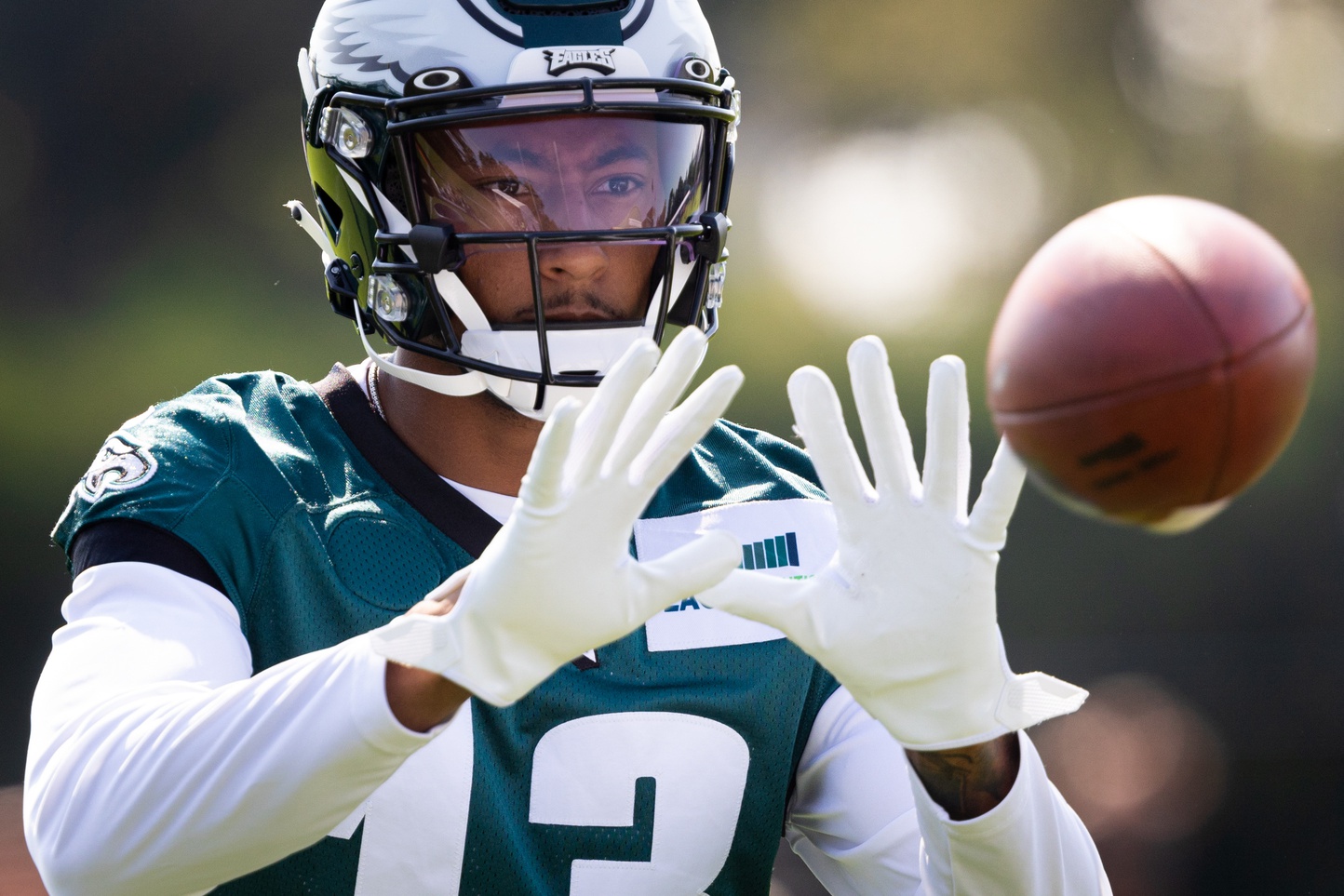 Eagles Release Last Year's Leading Receiver - Crossing Broad