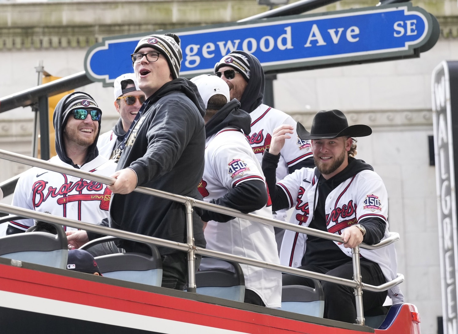 Atlanta Braves World Series Championship Parade Bus Sets Some Sort of ...