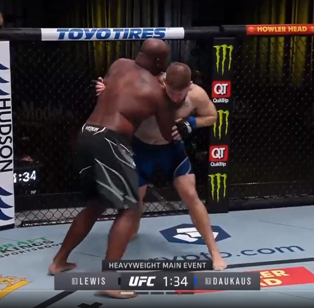 First UFC Loss for Philadelphia's Chris Daukaus - Crossing Broad