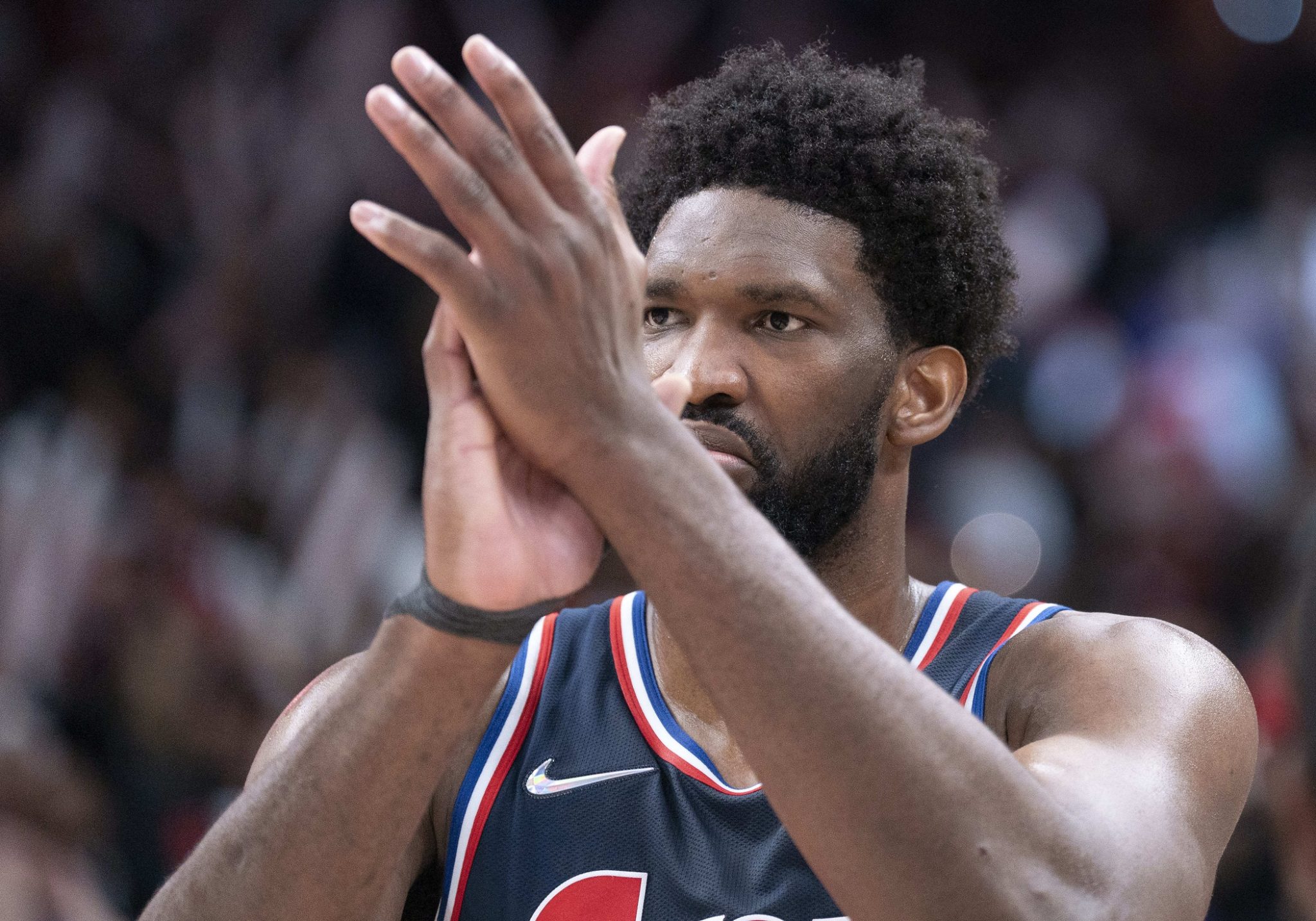 MRI Confirms Torn Thumb Ligament for Joel Embiid - Crossing Broad
