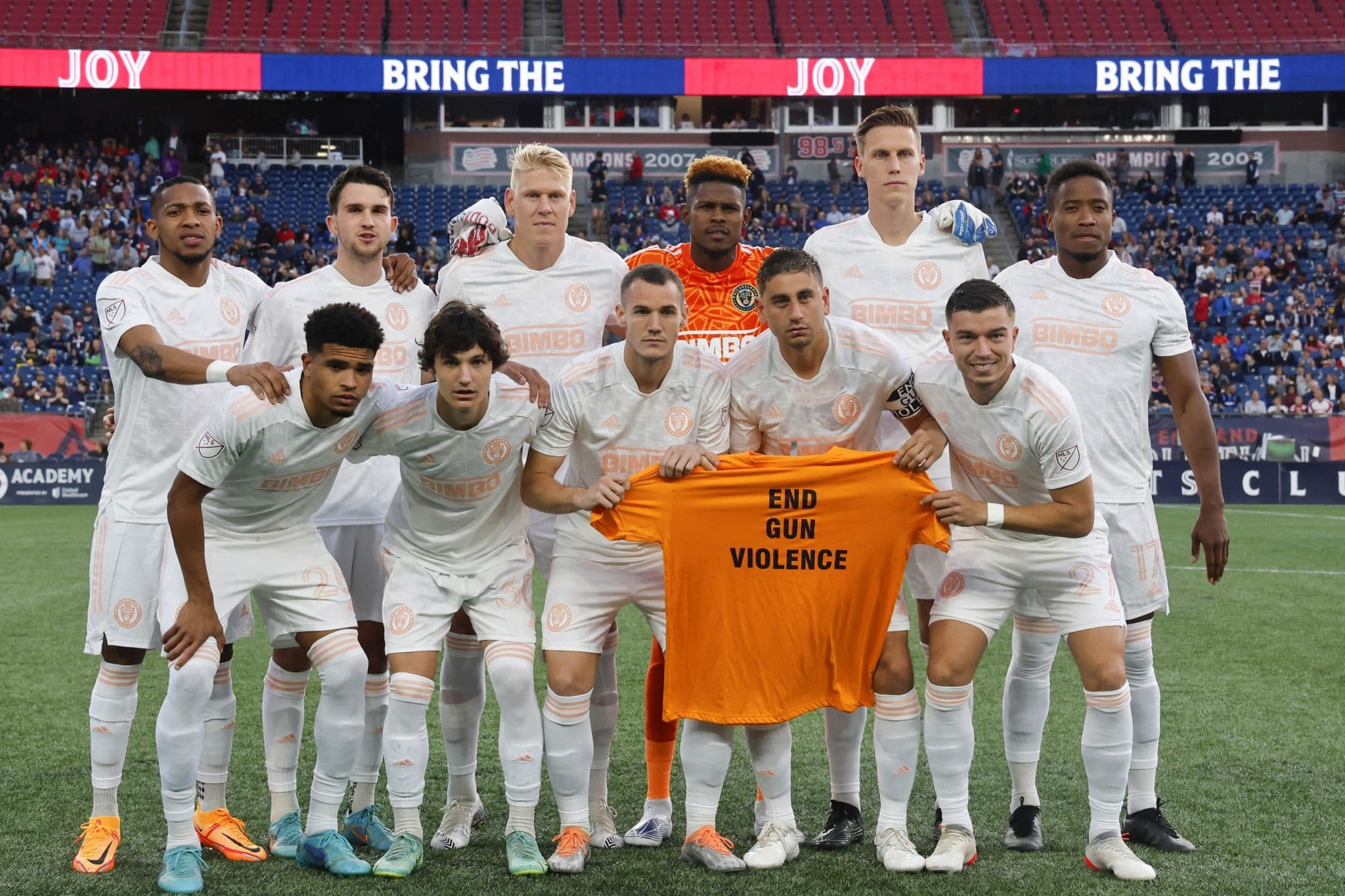 MLS Strikes 10-Year Broadcast Deal with Apple for $250 Million Per ...