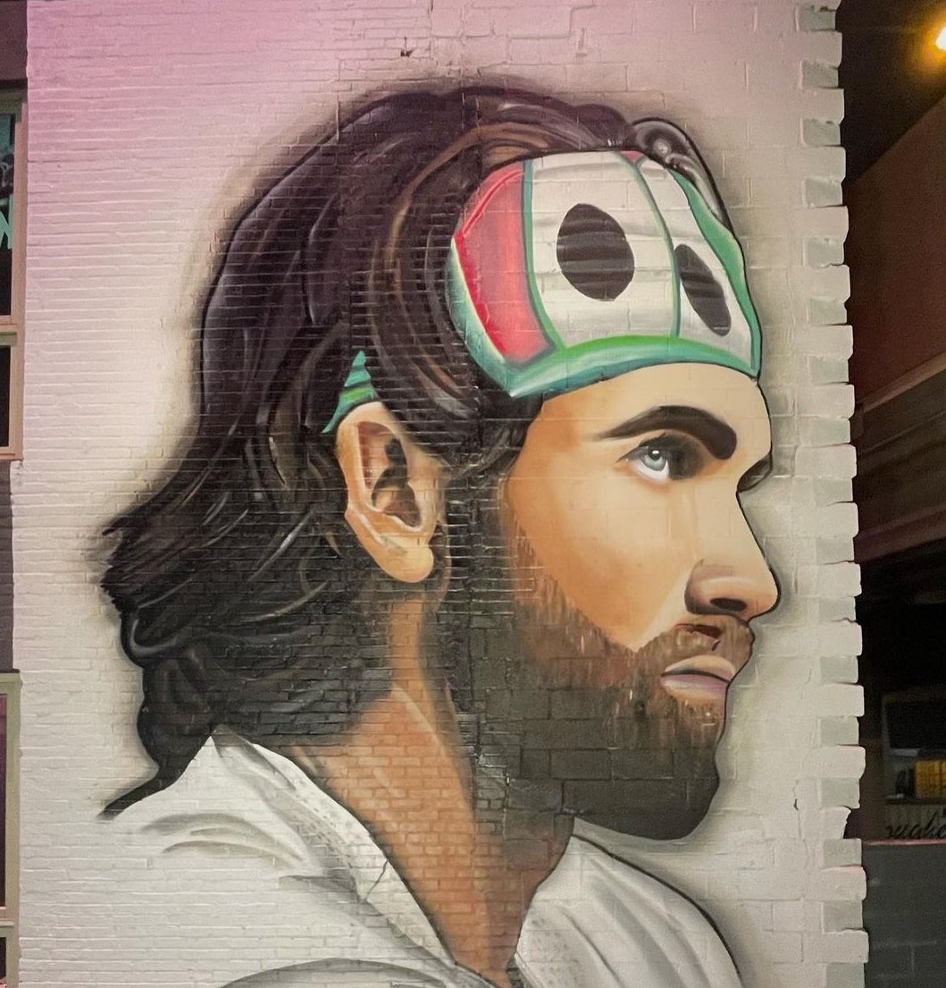 People Think Bryce Harper Looks Like Jesus in New South Philly Mural ...