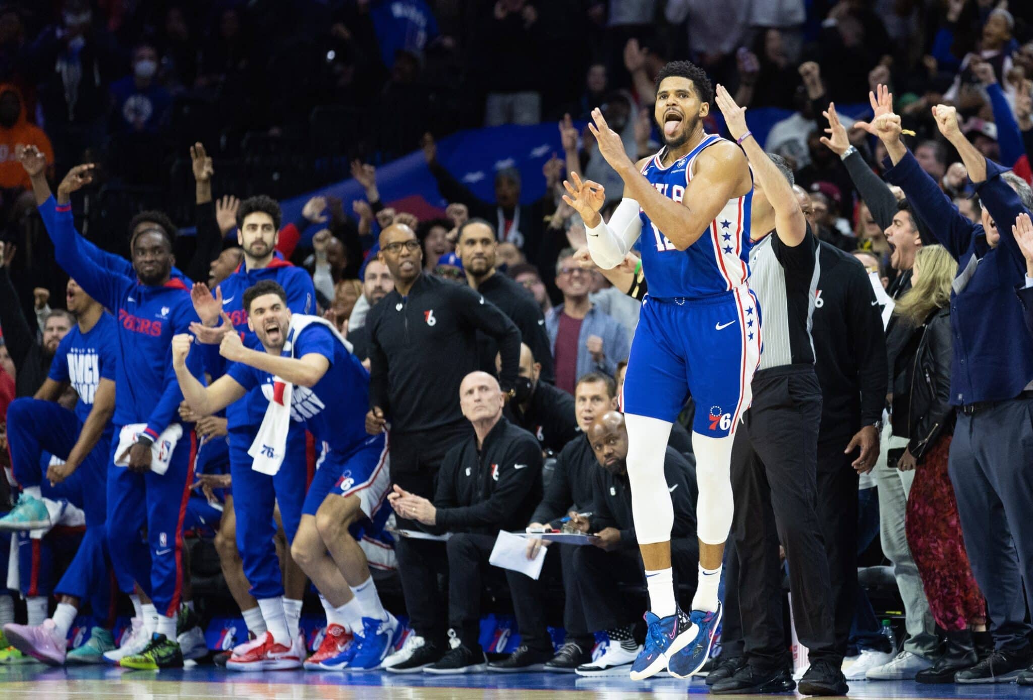 Sixers Lead the NBA in Clutch Three-Point Shooting - Crossing Broad