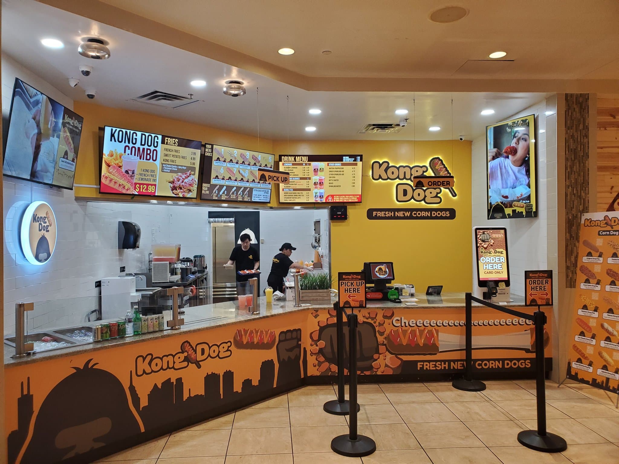 This is Quite the Image at the King of Prussia Kong Dog Location ...