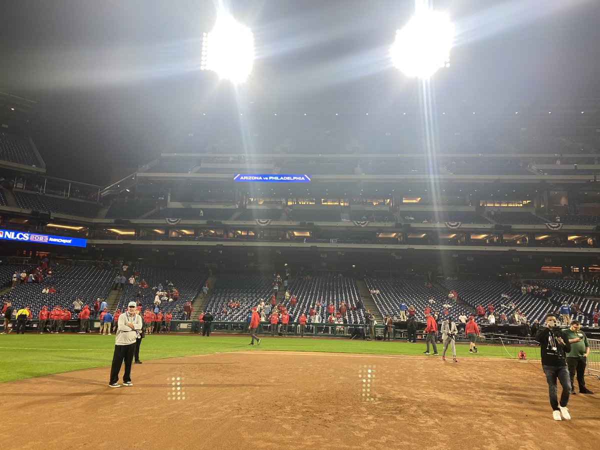 Shout Out to the Few Dozen Heroes Who Stuck Around to Boo the D Backs ...