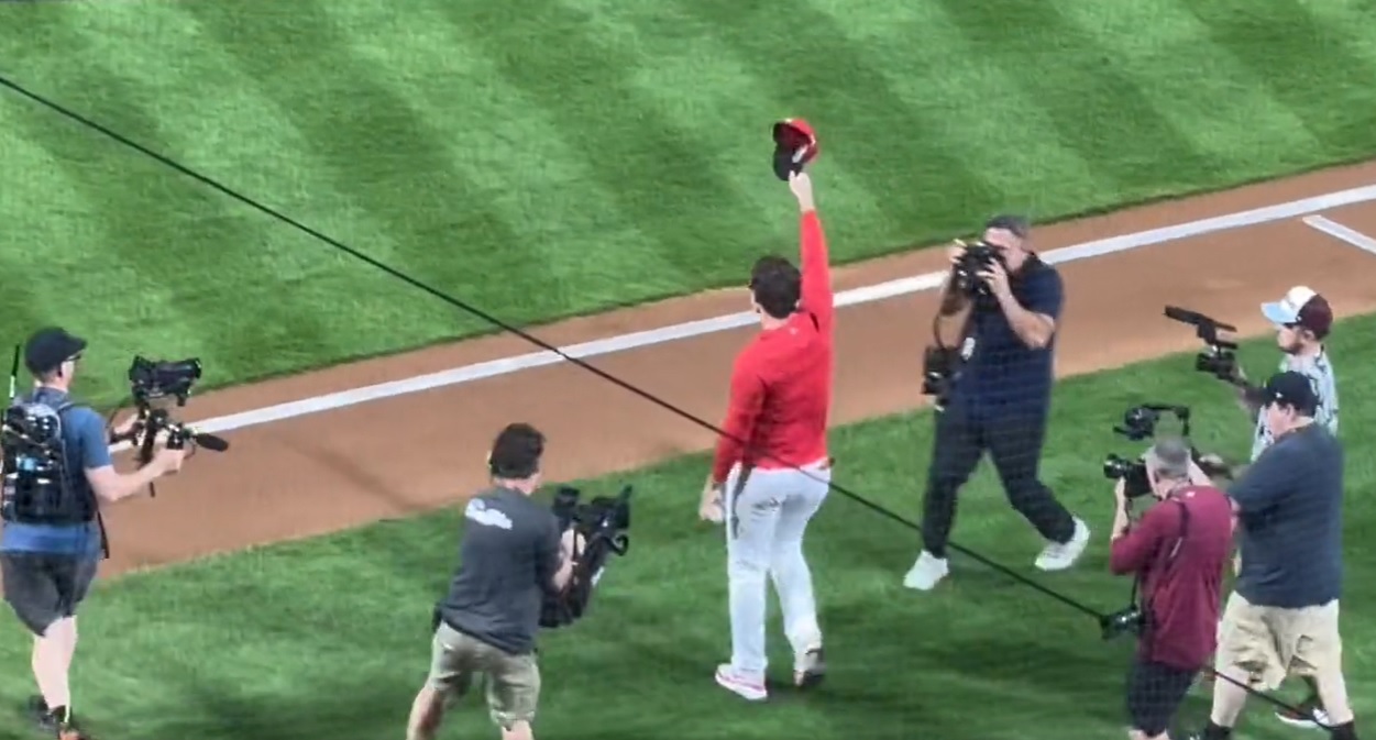 Rhys Hoskins Throws the Ceremonial First Pitch Before Game 1 - Crossing ...