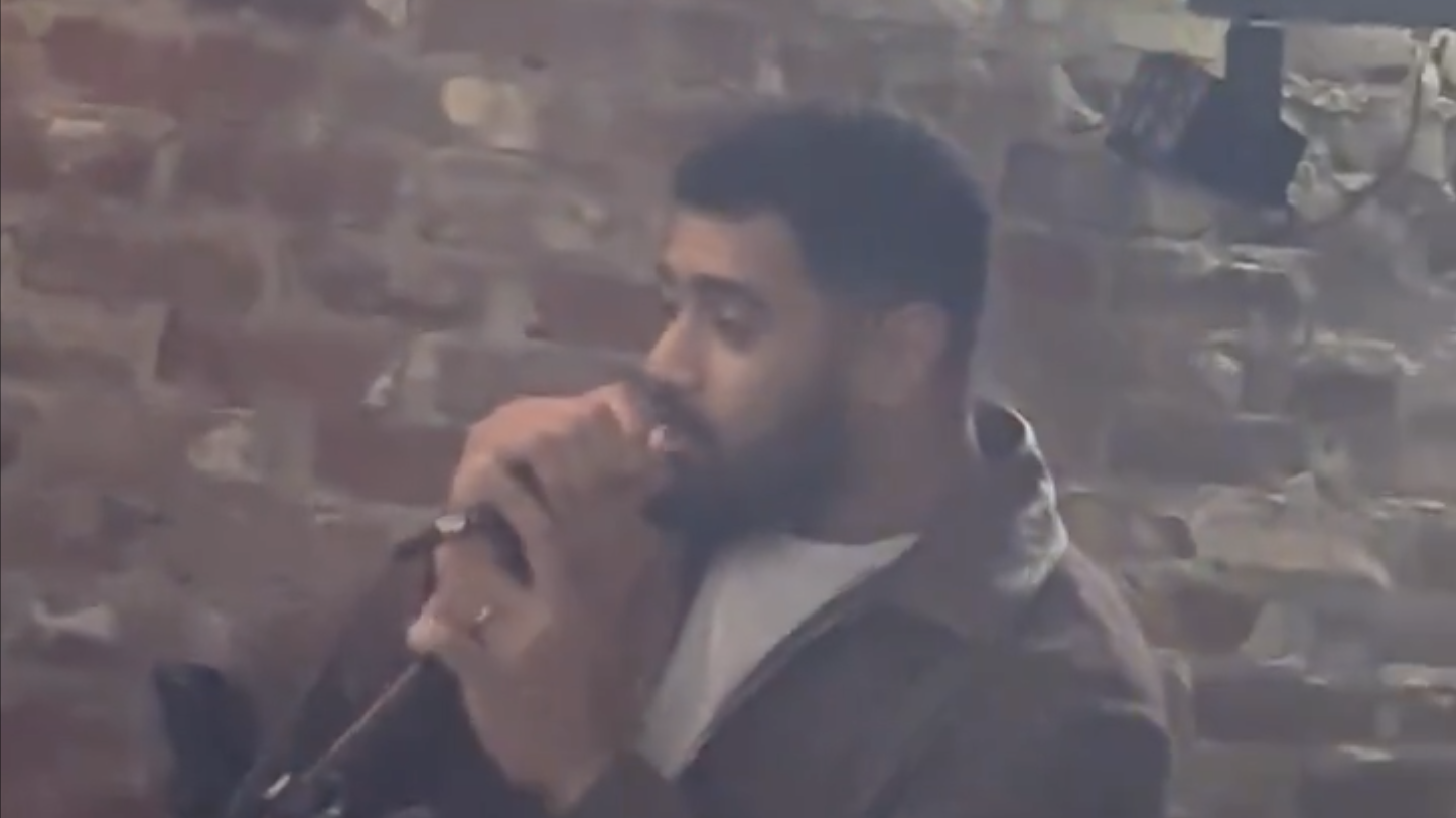 Sometimes You'll Be at Your Neighborhood Bar and Jordan Mailata Will ...