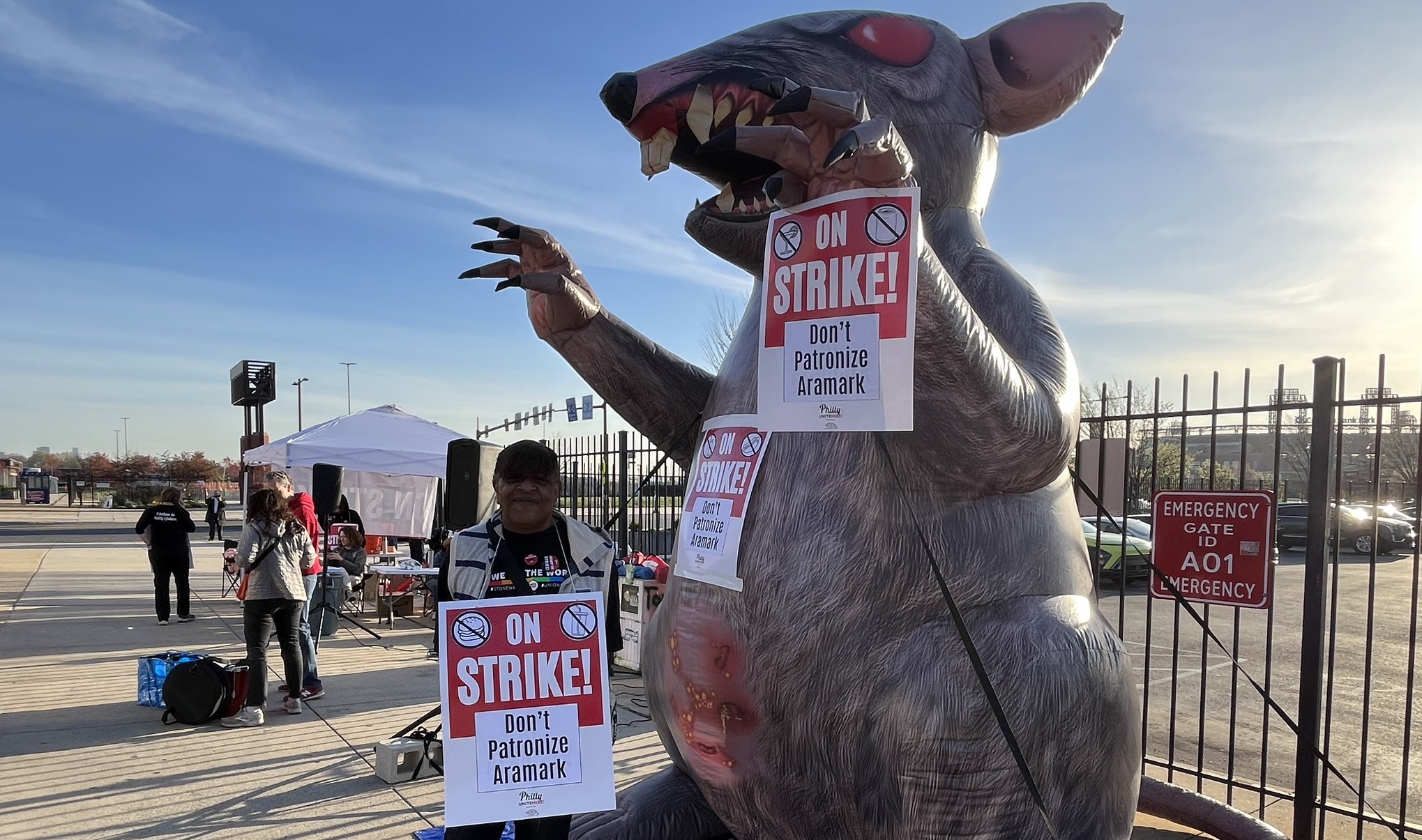 Aramark Workers Brought Out Both Scabby the Rat and the Fat Cat for ...