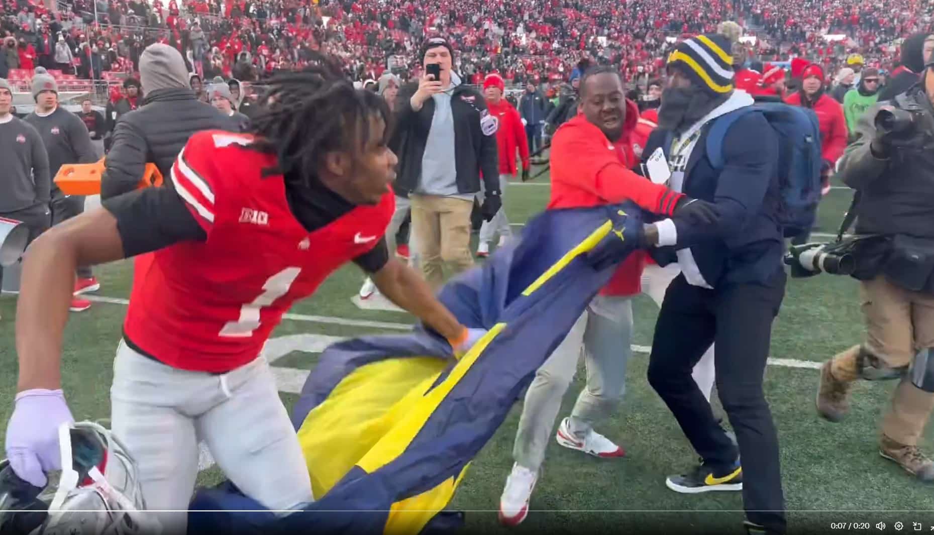 Jason Avant, Apparently a Sideline Reporter Now, Saved the Michigan ...