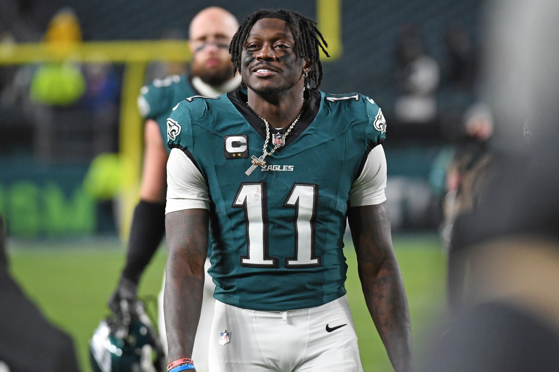 Eagles Vibes Return After Woman at Grocery Store Tells A.J. Brown that He's "Fine" - Crossing Broad