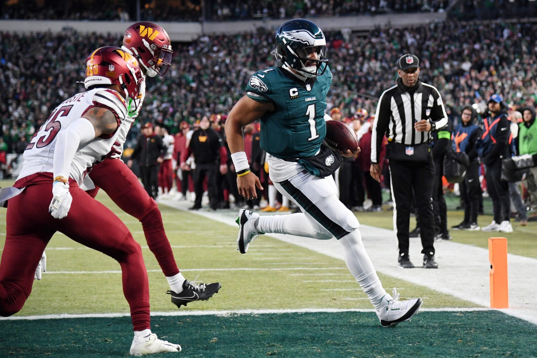 The NFC Championship Game Video is Mic'd Up Cinema - Crossing Broad