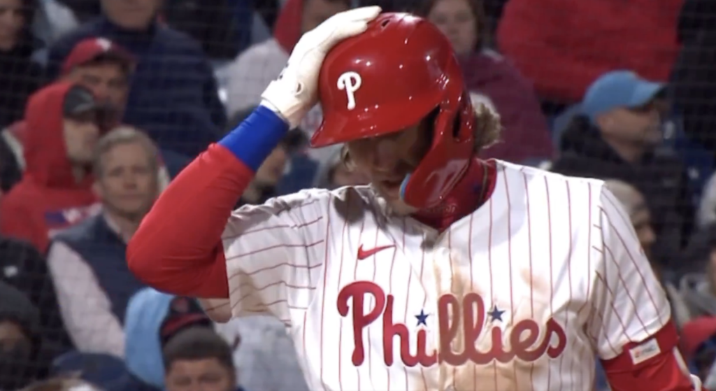 We Need More MLB Players Trolling Umpires With the Challenge Signal ...