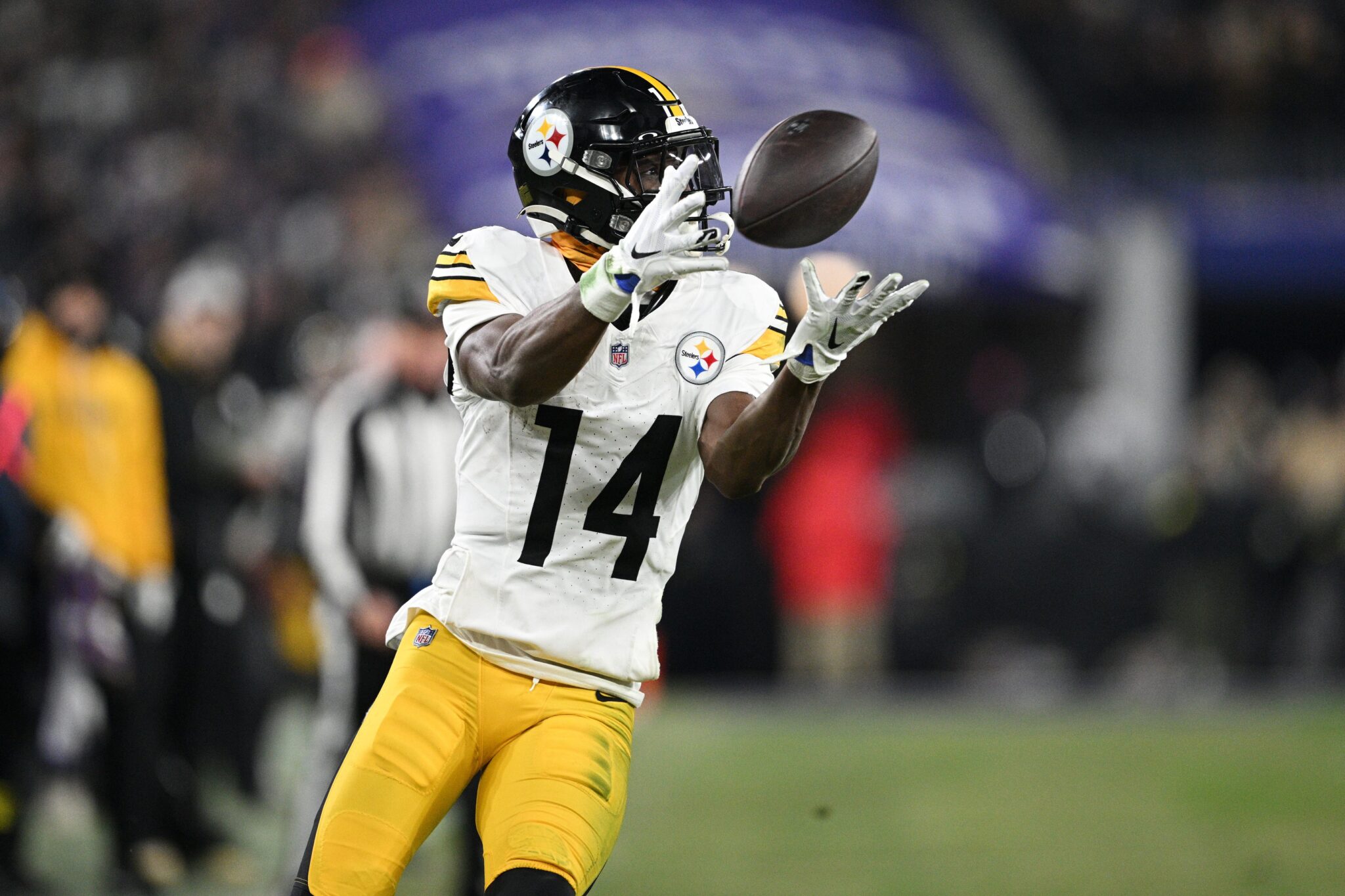 Cowboys Trade for George Pickens - Crossing Broad