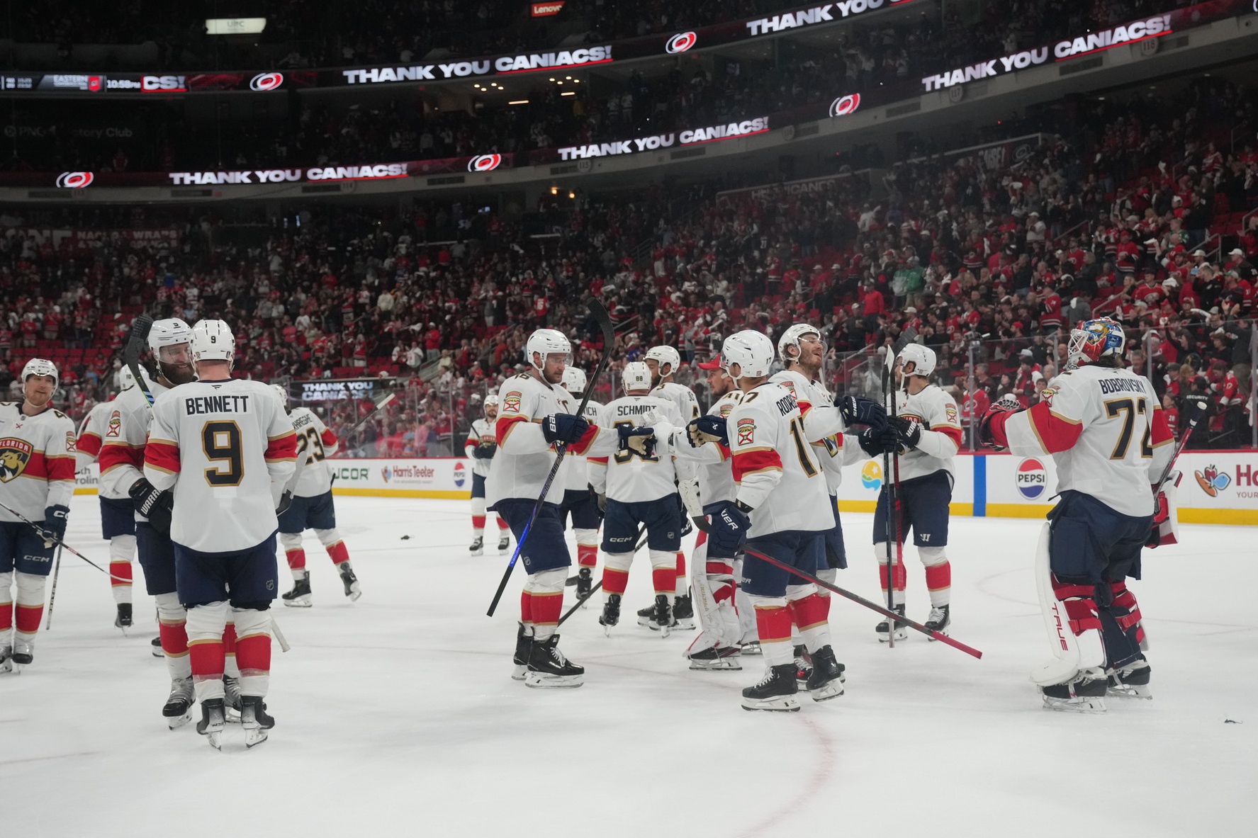 Gary Bettman Says State Tax Advantage is a "Ridiculous" NHL Issue ...