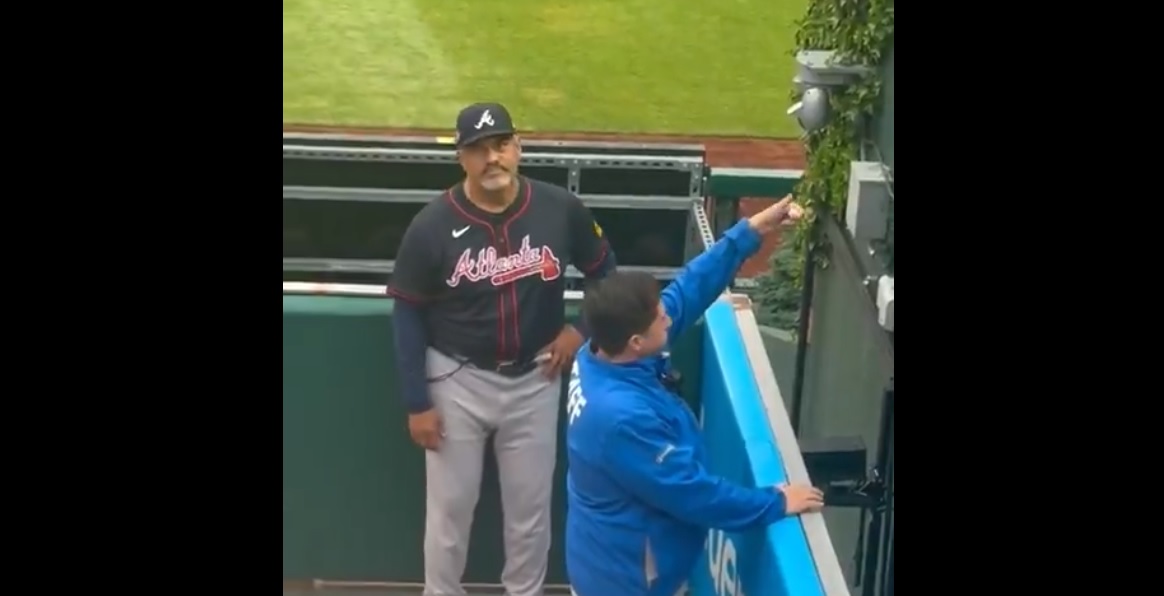 Soft Eddie Perez Once Again Has Ushers Remove Phillies Fans from the ...