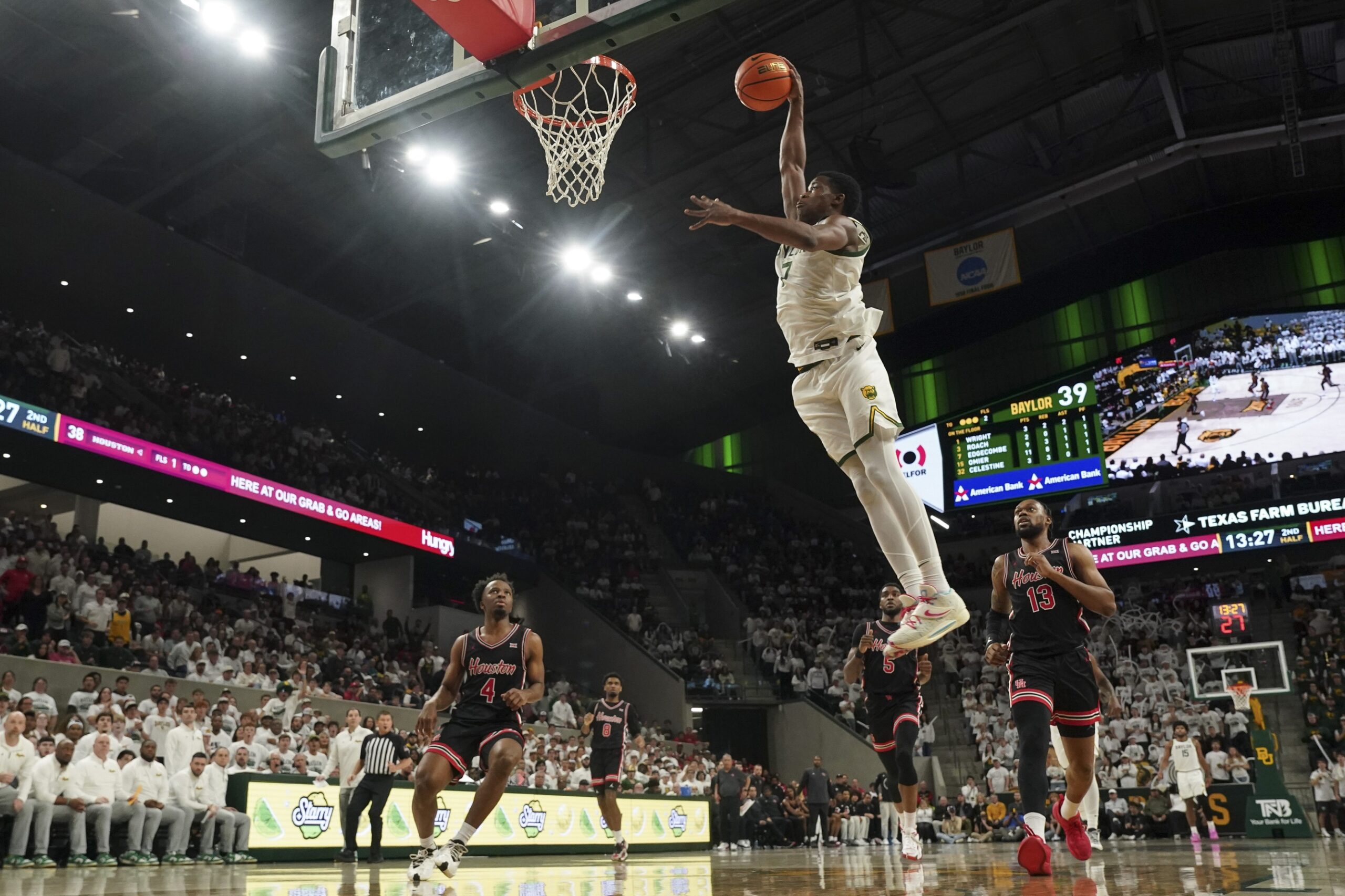 Enjoy 10 Minutes of Nothing but V.J. Edgecombe Dunks - Crossing Broad