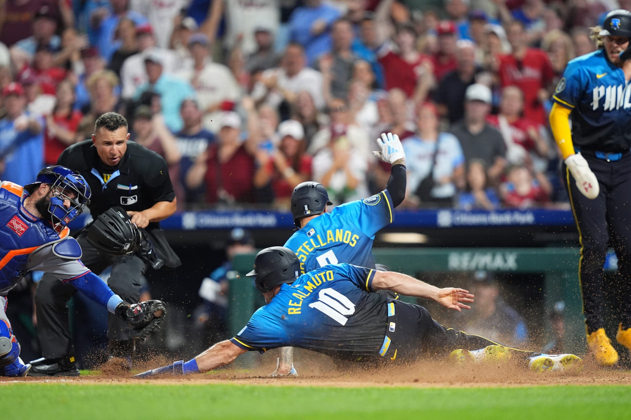 Put the Photos of the Phillies' Double Slide in The Louvre - Crossing Broad