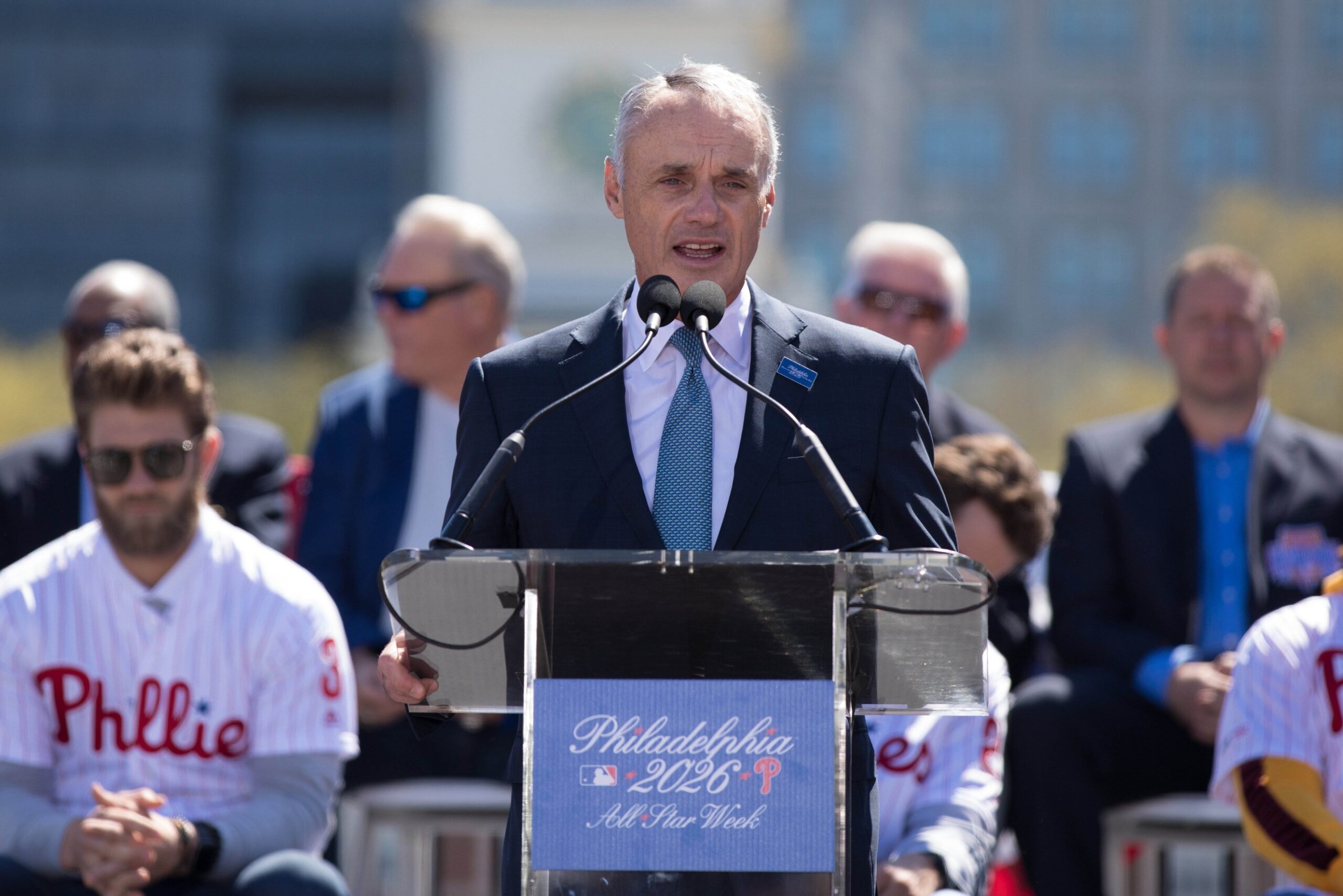 "No One Was Physically Assaulted," as Phillies and Rob Manfred ...