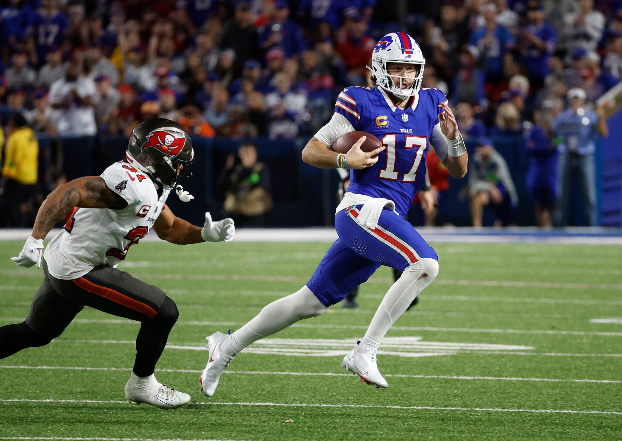 A Look at the Odds and Trends for Dolphins vs. Bills on Thursday Night ...