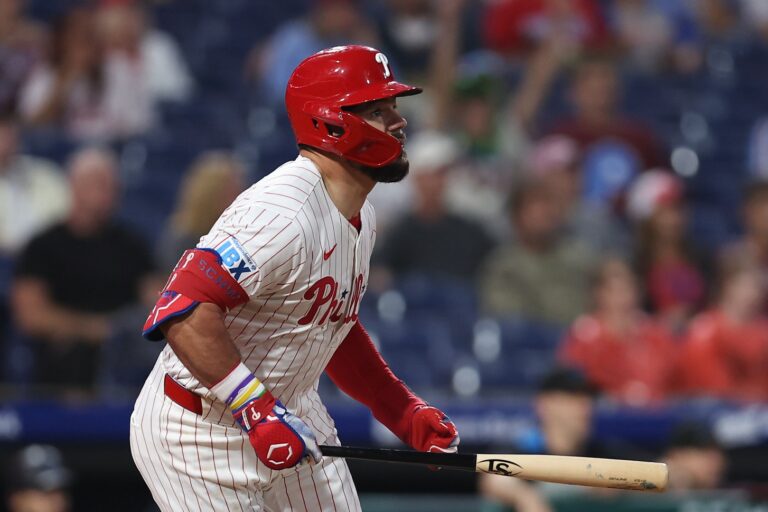 Please Enjoy this Photo Gallery from the Phillies' Historic Eight-Homer ...