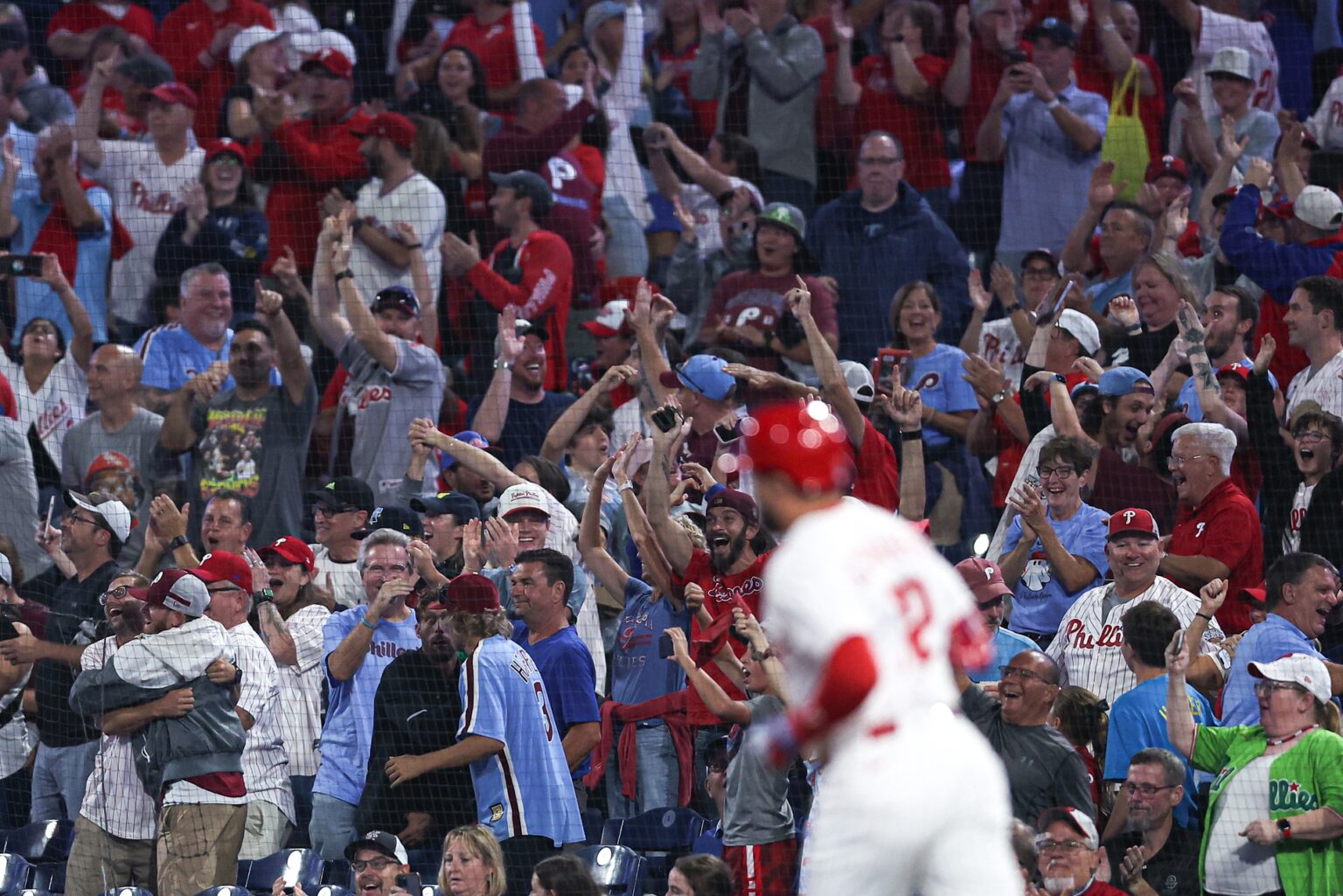 Please Enjoy this Photo Gallery from the Phillies' Historic Eight-Homer ...