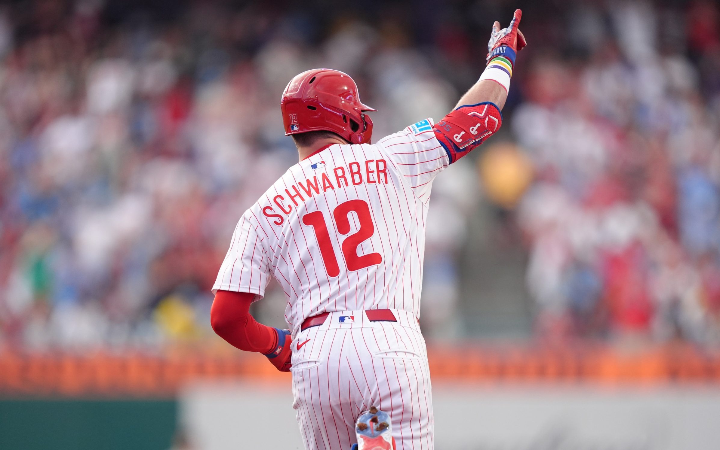 I'll Believe the Cincinnati Reds Signing Kyle Schwarber When I See it ...