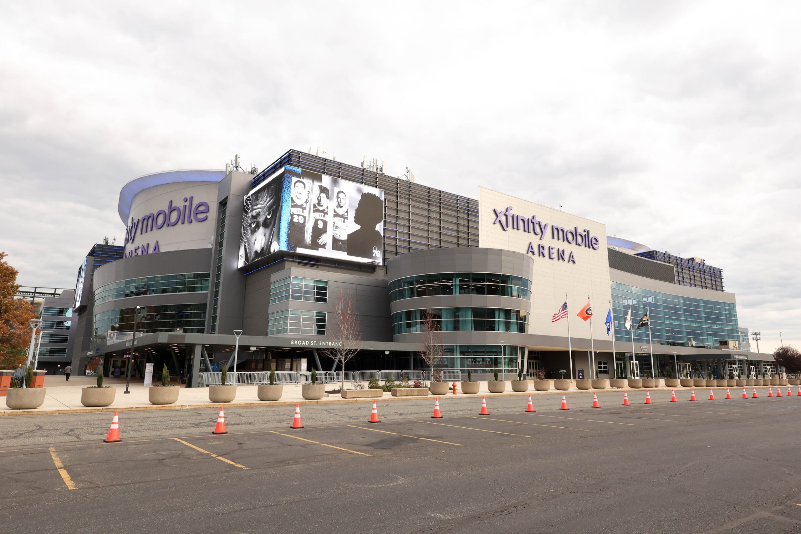 Xfinity Mobile Arena's WiFi is Being Extended into the Parking Lots ...