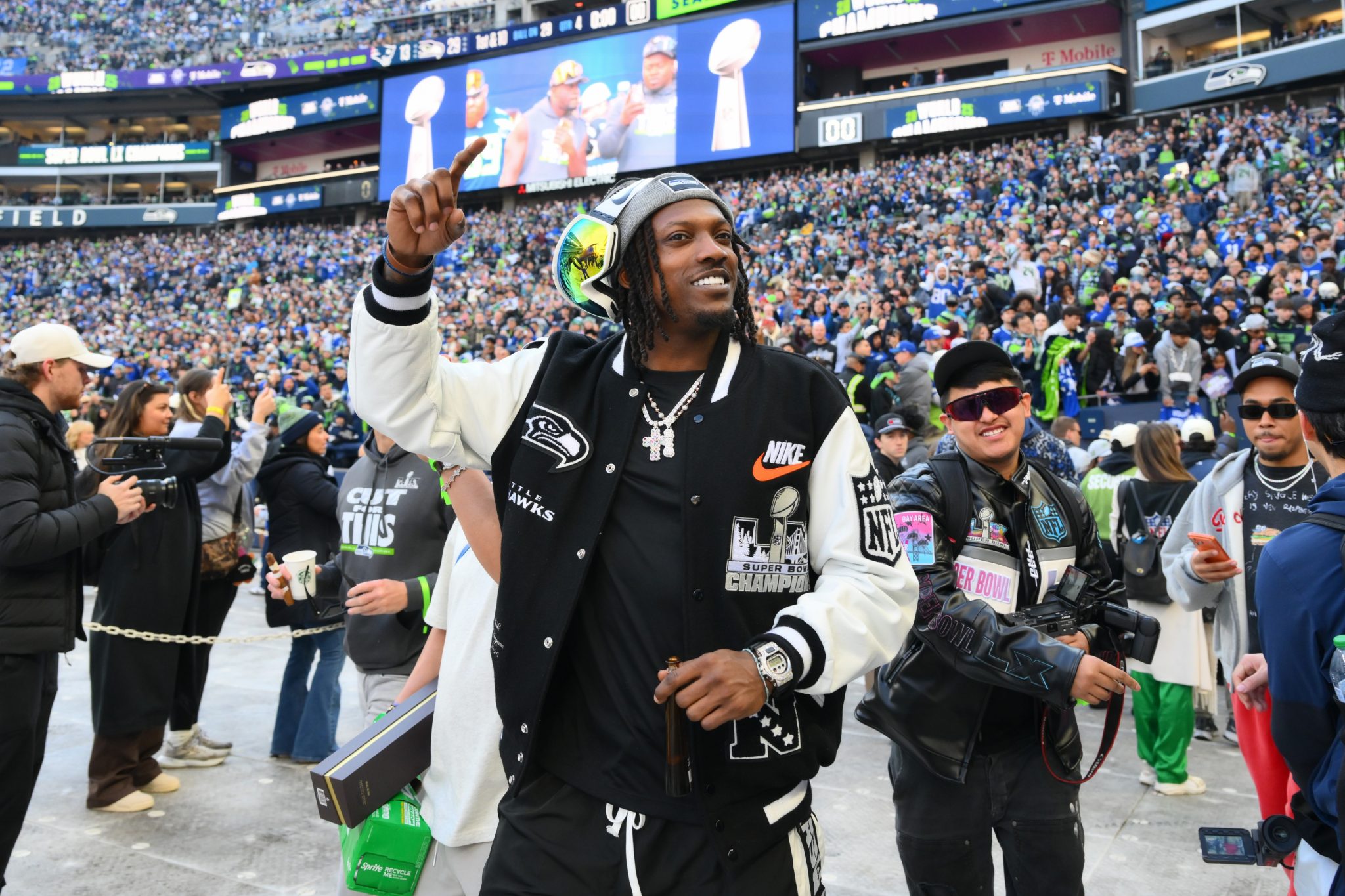 Howie Roseman Quells Nonsensical Outrage with Addition of Super Bowl ...
