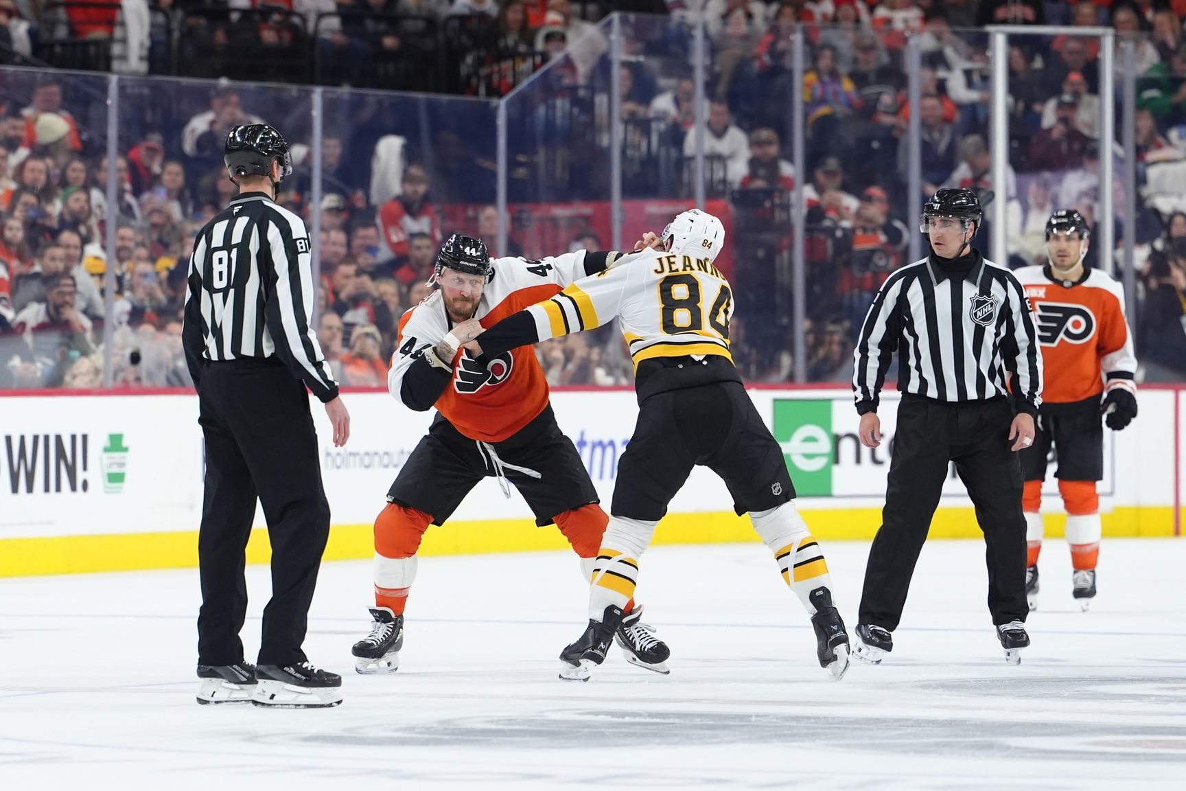Ashlyn Sullivan is Your New Flyers Pre and Postgame Host - Crossing Broad