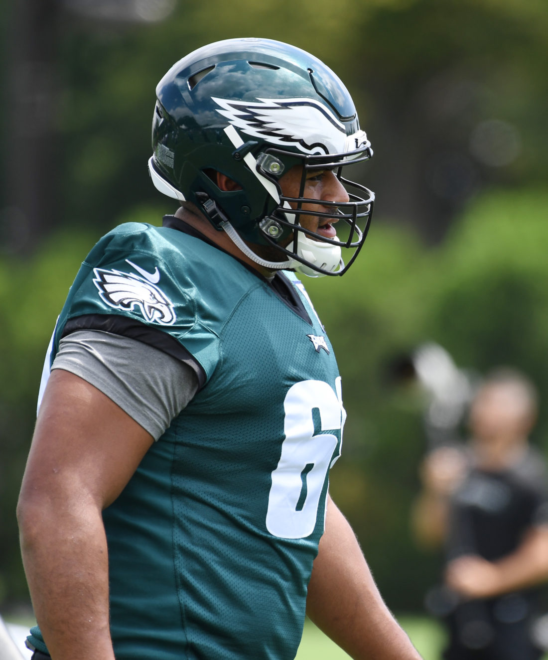 Jordan Mailata Can Really Sing - Crossing Broad