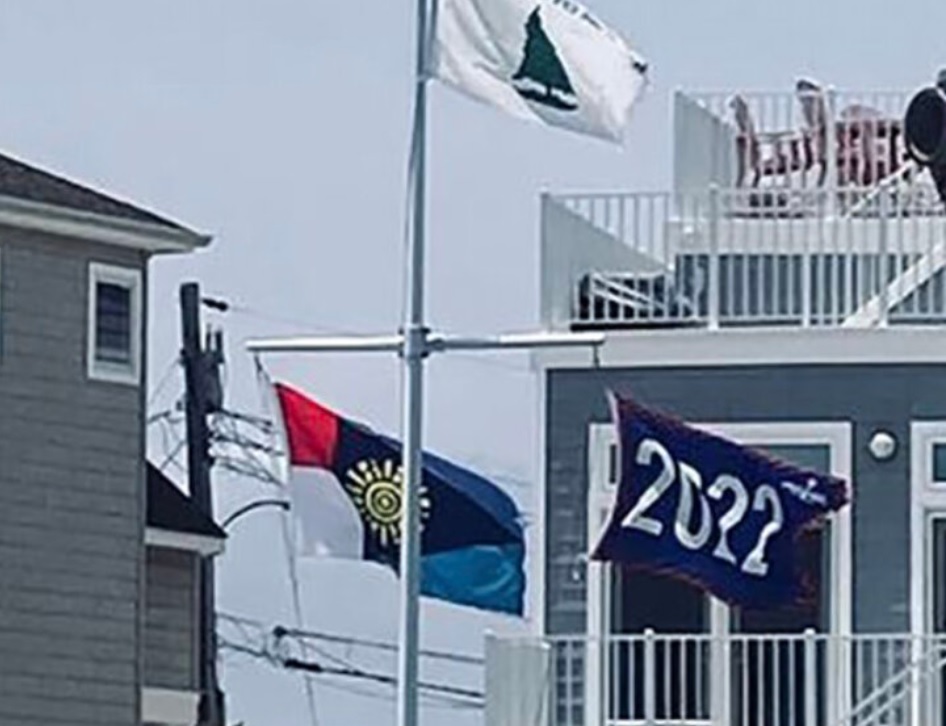 Justice Samuel Alito Flying Provocative 2022 Phillies Second Place Flag ...